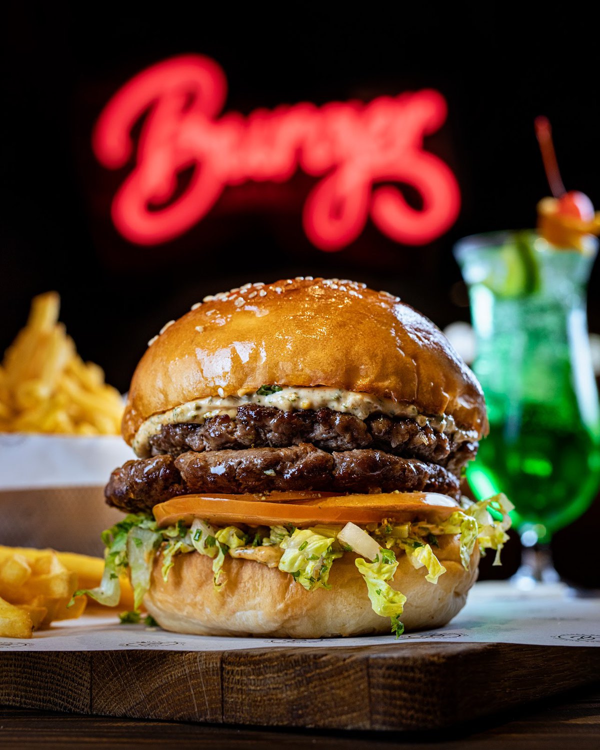 Stock Burger Co. Doha - الدوحة: Working hours, Activities, Visitor reviews