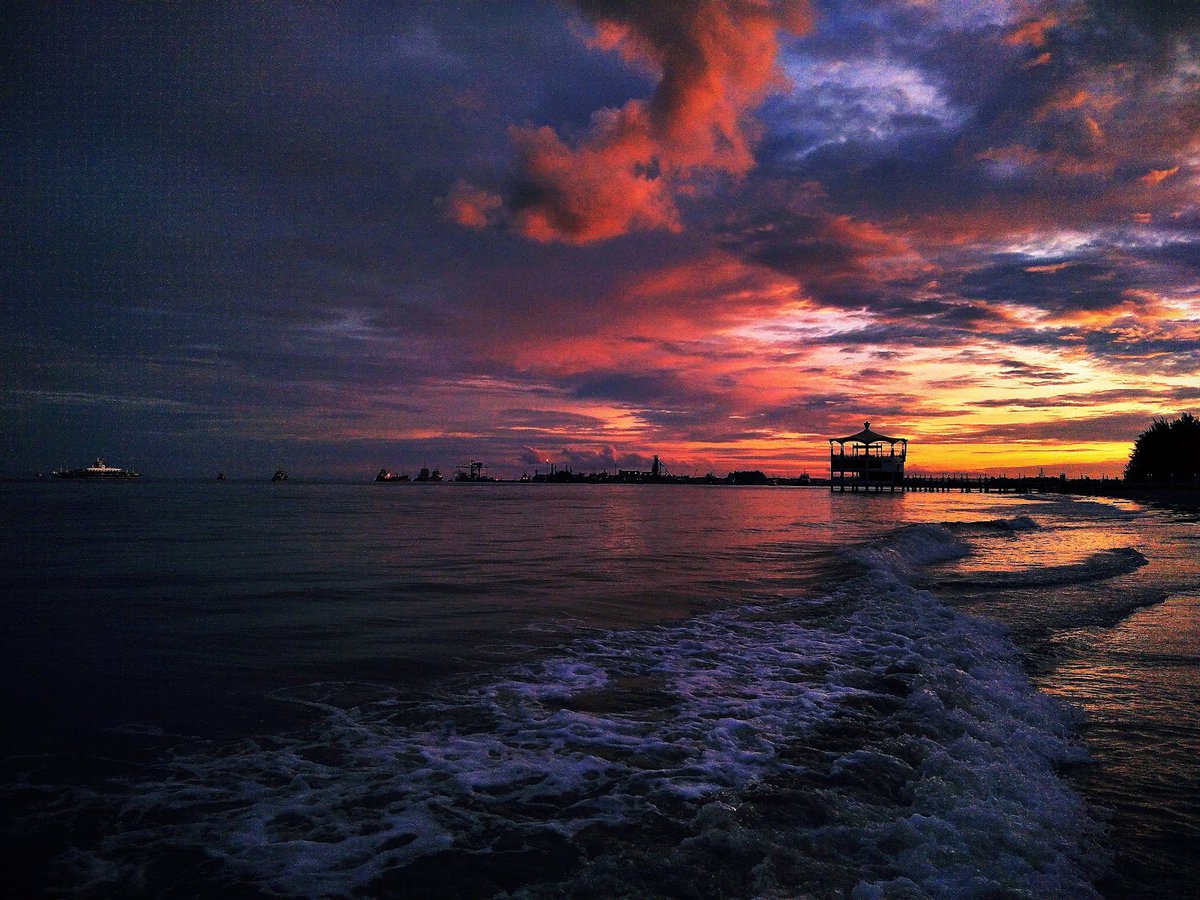 Labuan Beach - لابوان: Working hours, Activities, Visitor reviews