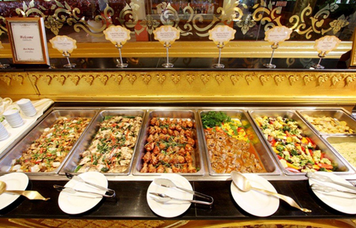 Golden Kinnaree Buffet Restaurant - Phuket Island: Working hours ...