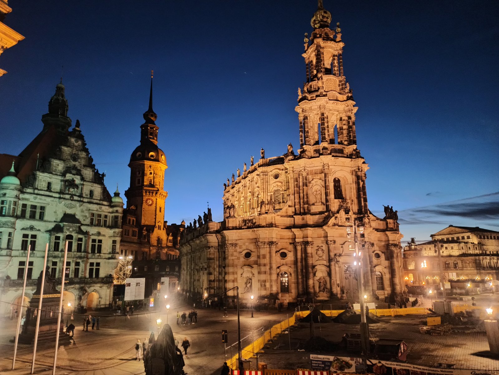 Schlossplatz - Dresden: Working hours, Activities, Visitor reviews ...