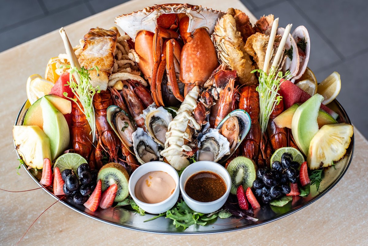 Dundees on the Waterfront - كيرنز: Working hours, Activities, Visitor ...